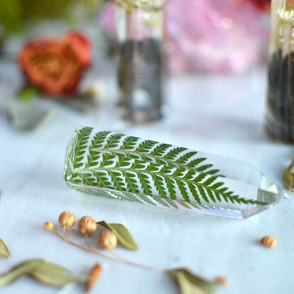 Fern leaf natural crystal point, Faux clear quartz crystal – Eight ...