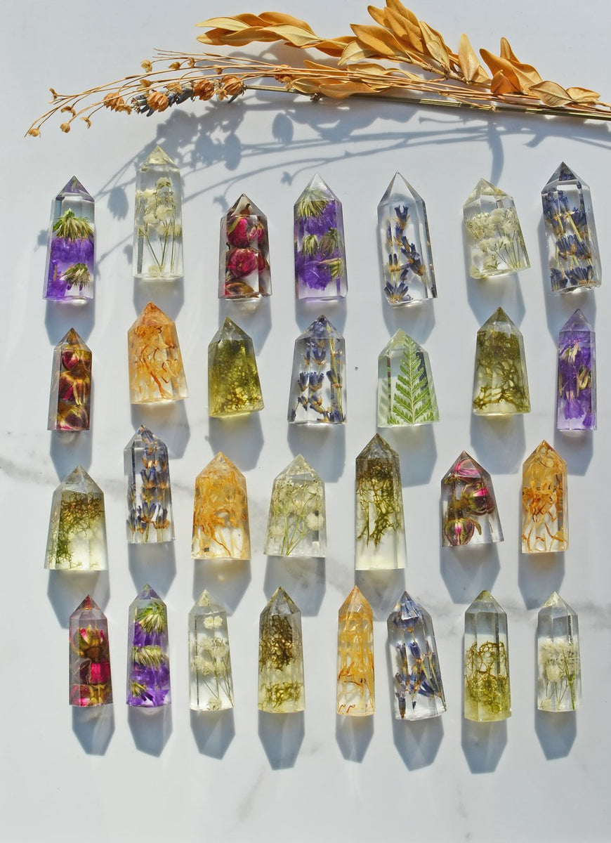 Handmade Mini Crystal small point – Eight Acorns Floral Preservation